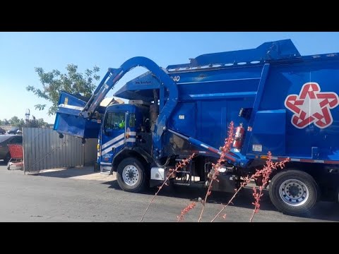 1340 Peterbilt 520 McNeilus Meridian front loader garbage truck on 2 ...