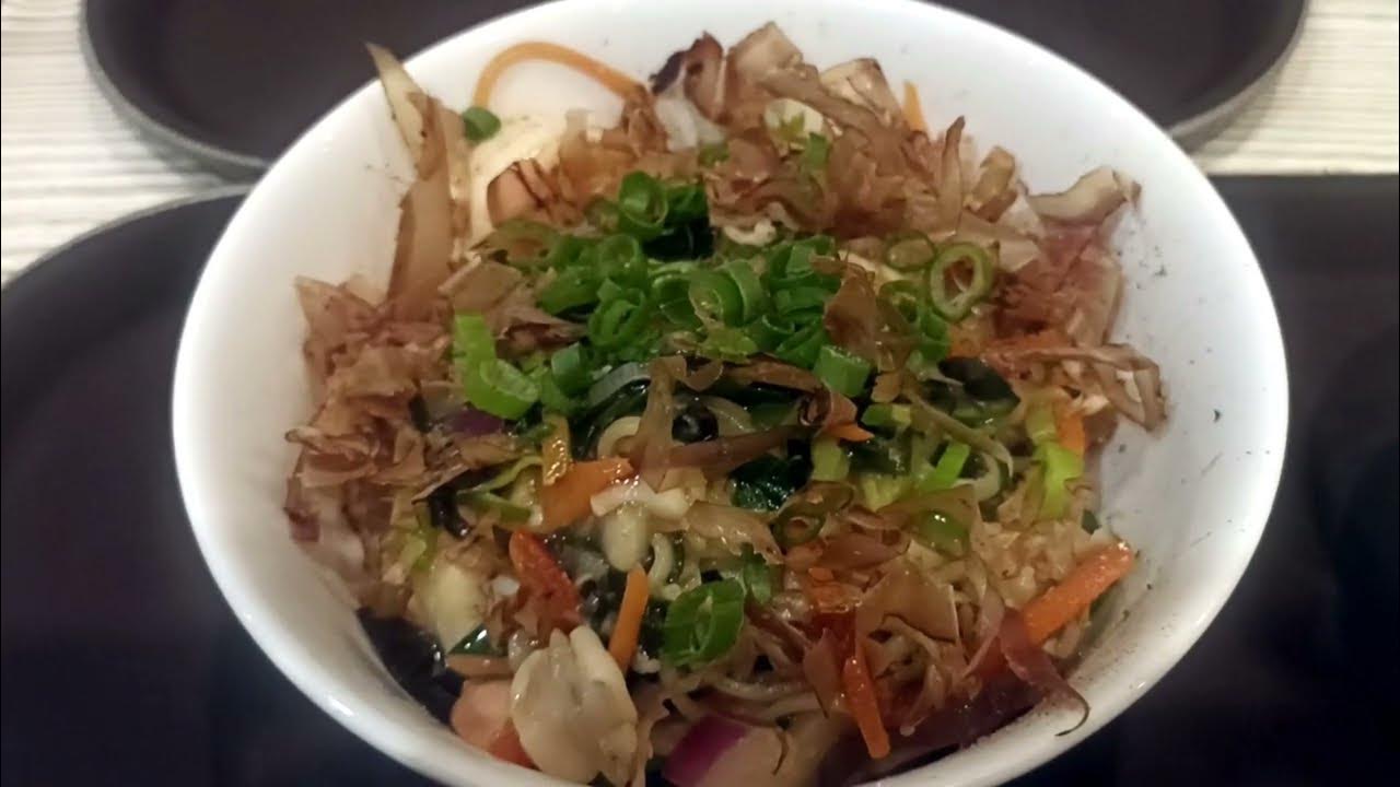 "Живая" Якисоба с морепродуктами в Японской лапшичечной / Экзотика 🥗 ...