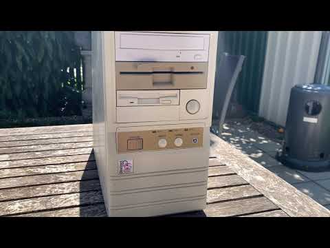 Pentium 200 MMX Retro Computer - YouTube