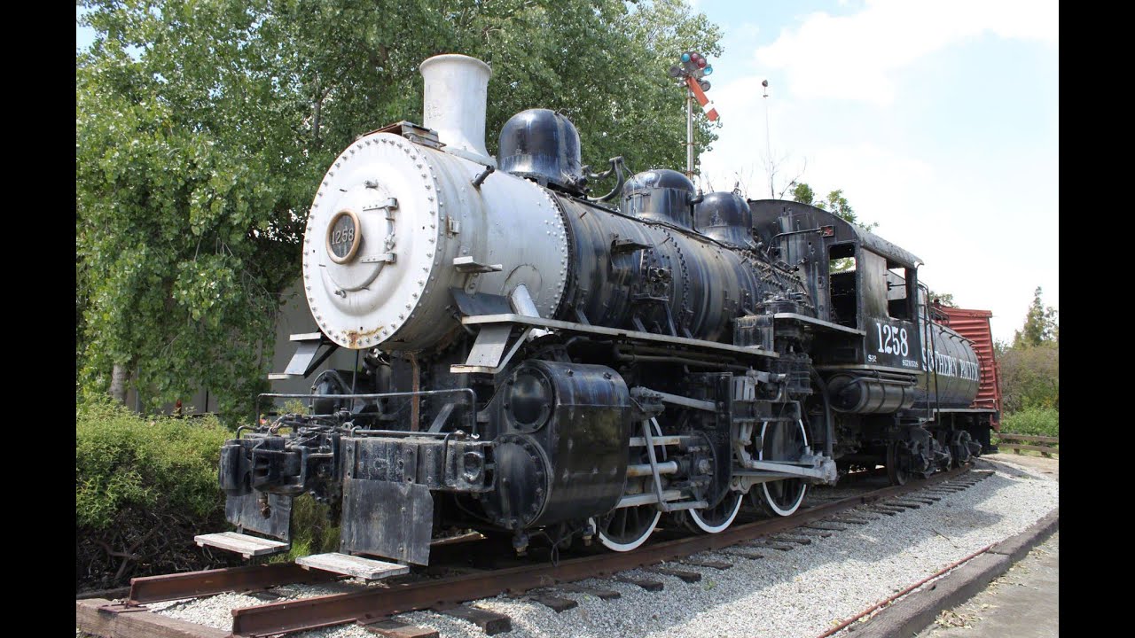 Southern Pacific Switcher 1258 - YouTube
