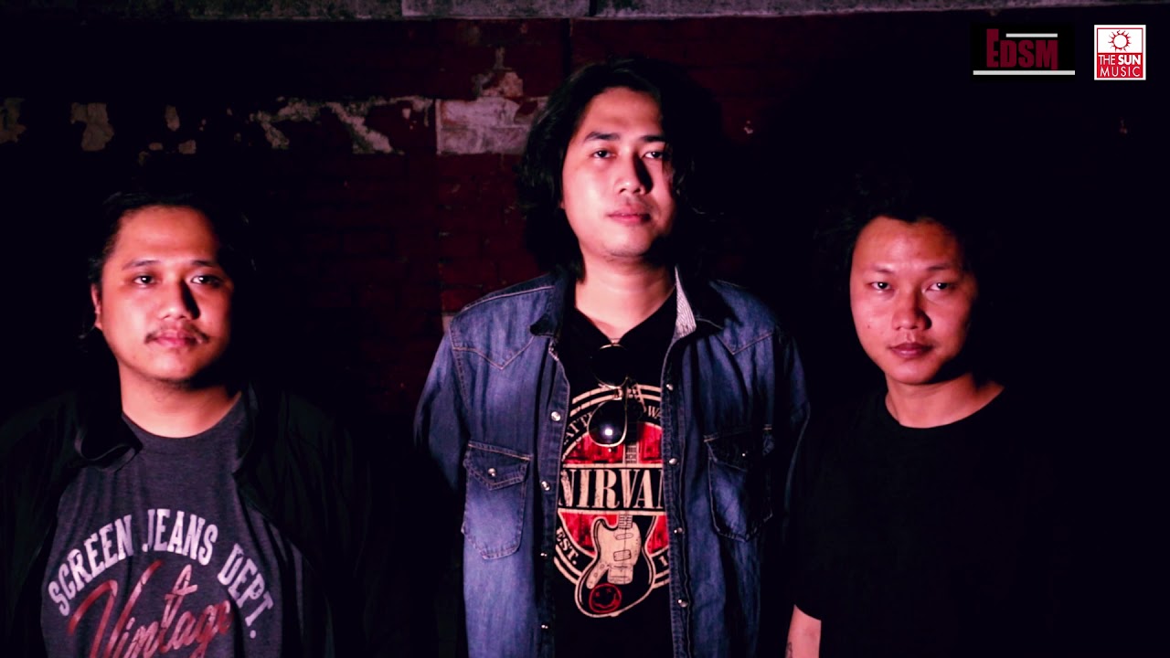 မပျော်နိုင်ပေမယ့်လည်း - EDSM မေပ်ာ္ႏိုင္ေပမယ့္လည္း Promote MV - YouTube