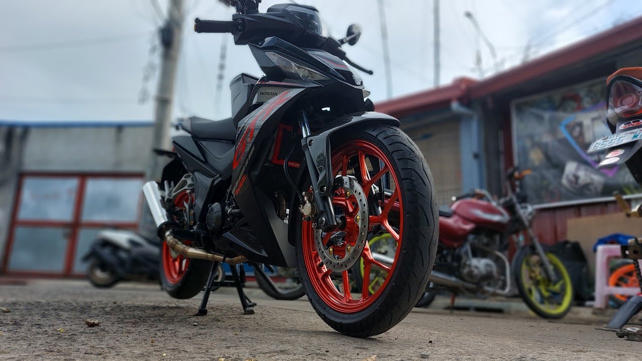 HONDA Gtr 150 : how repaint mags to candy red - YouTube
