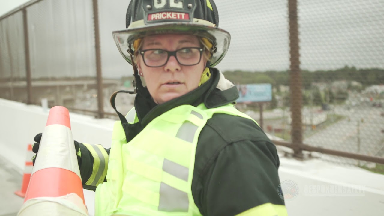 Setting Up Traffic Incident Management Area - YouTube