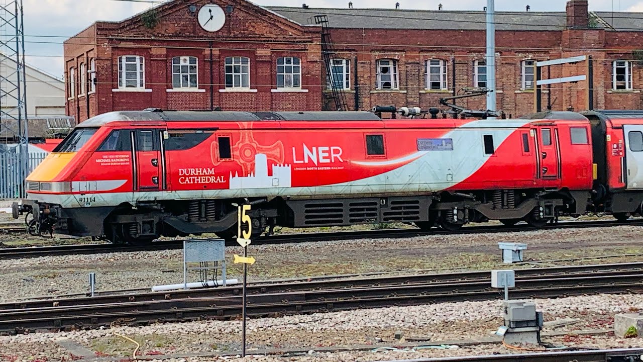 LNER 91114+82213 At Doncaster From Neville Hill T&R.S.M.D To Doncaster ...