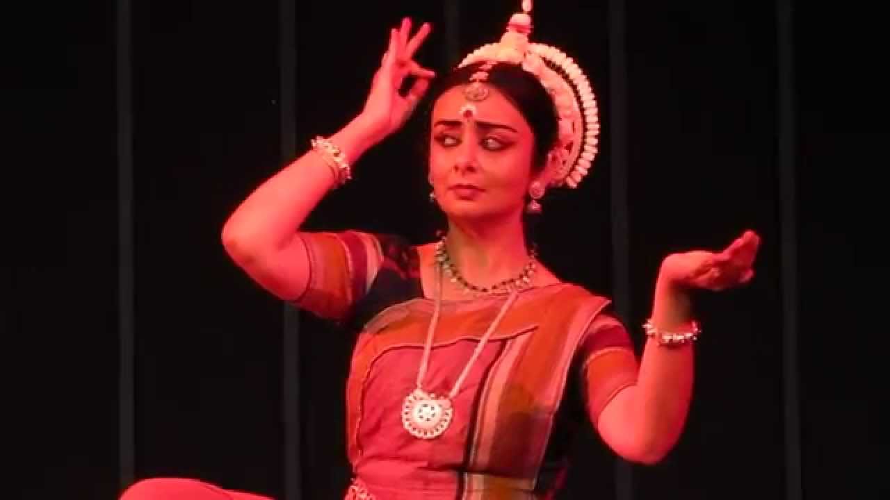 Sreyashi Dey USA performing solo Odissi Dance - YouTube