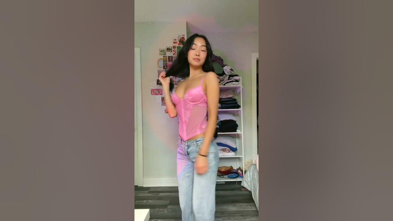 Sade gurllllll 🪷#y2k#tijnoutfit#tijnhaul#tijneyewear#schoolfit#fitcheck#streetwear#ootd#grwm ...