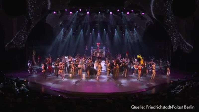 THE ONE Grand Show feiert Weltpremiere in Berlin - YouTube