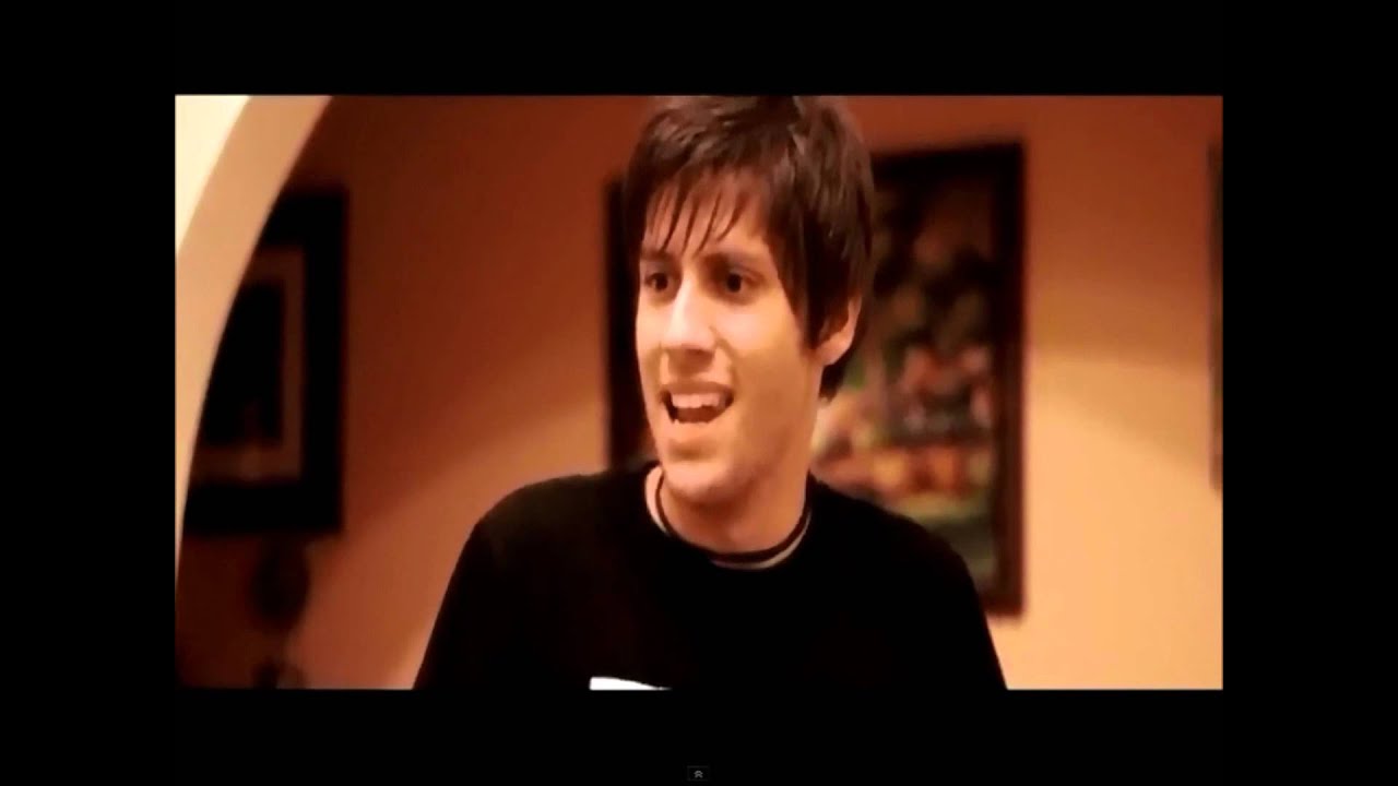 Michael Righini - La madre di tutte le balene balenissime - YouTube