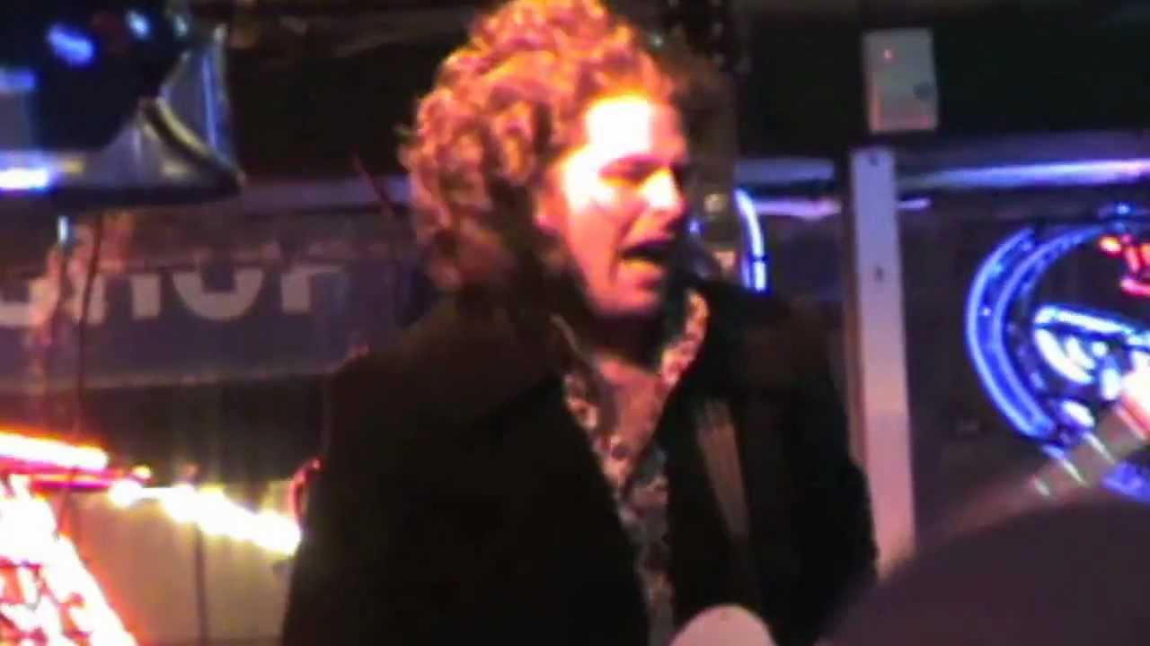 Don Kelley Band at Robert's Western World in Nashville - YouTube