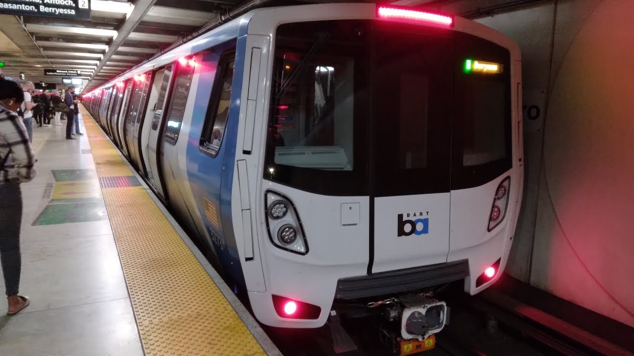 BART 2023 Bombardier D Car #3273 on the Green Line - 6-Car Fleet of the ...