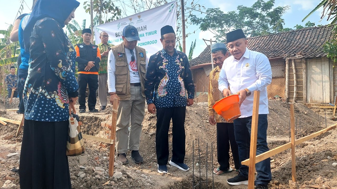 BAZNAS Jatim serahkan Program Bantuan 10 Rutilahu di Kabupaten Ponorogo ...