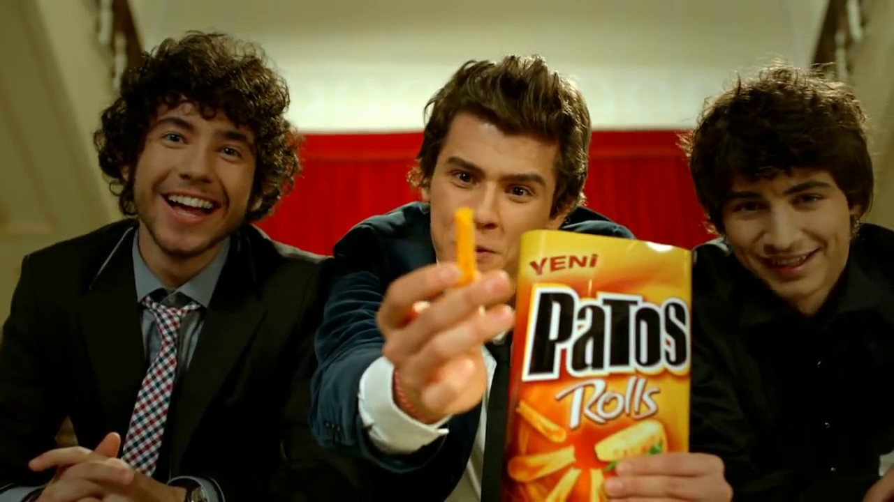 Beren Saat 2011 Patos Rolls comercial - YouTube