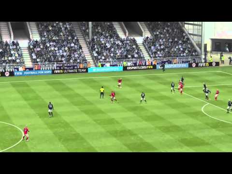 Lansbury svings it (FIFA15)