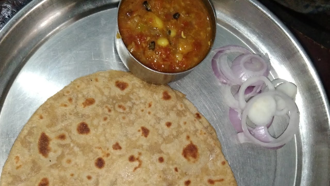 Entho tasty ayina alasandalu curry with chapathi...try cheyyandi 😍 ...