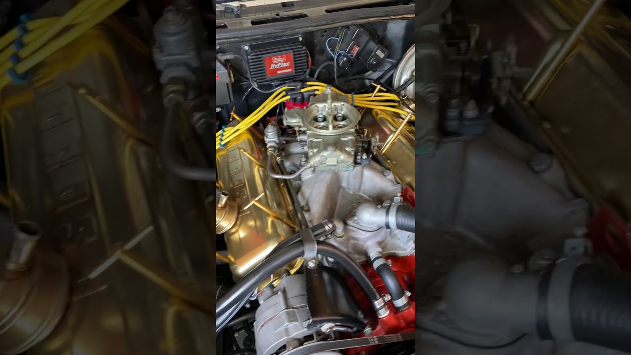 Holley 780 Vacuum Secondary Carburetor Proform - YouTube