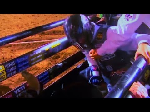 PRO BULL RIDERS (PBR)💰OKLAHOMA FREEDOMS CASEY ROBERTS vs FALCON EDDIE # ...