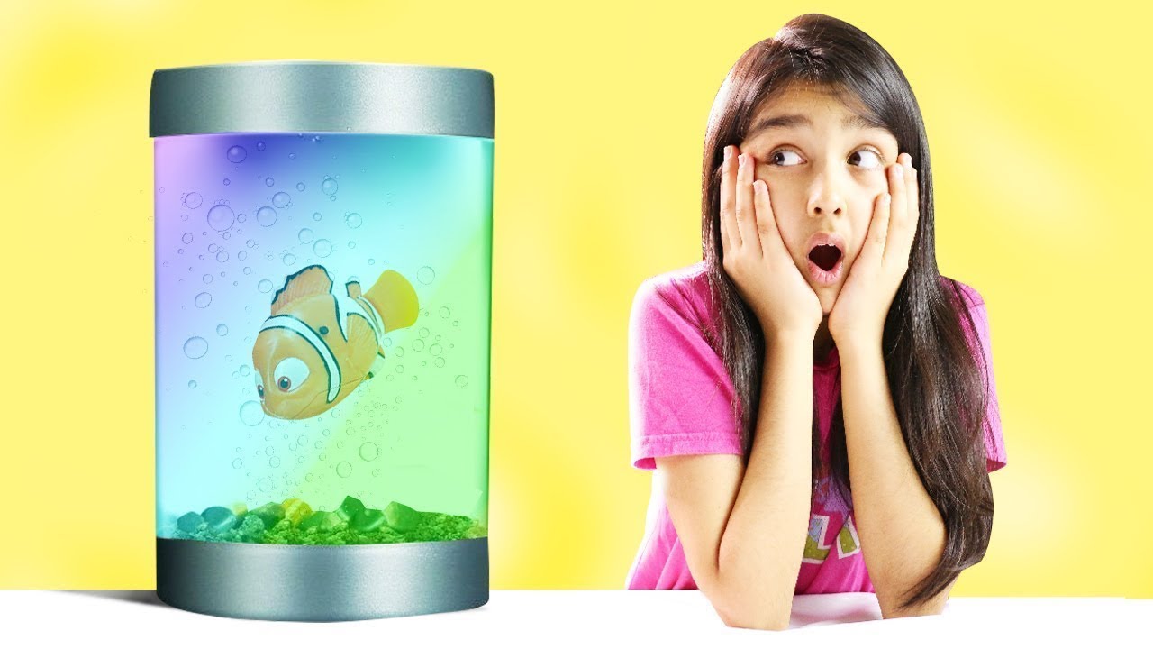 SLIME FISH TANK! Children Make and Play with Clear SLIME FISH TANK ...