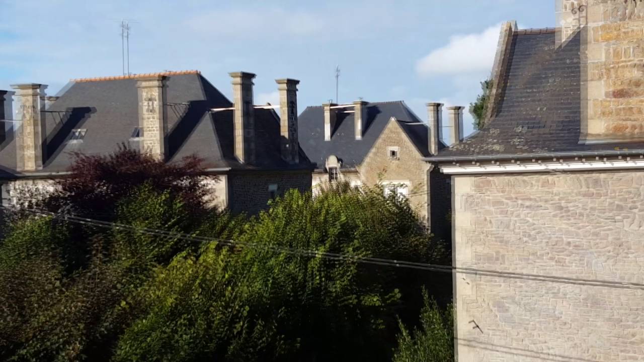 Lorette : un village dans la ville - YouTube