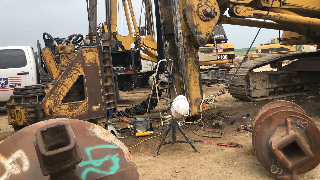 Welding in mast hinges - YouTube