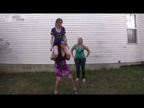 2 Tall Curvy Women Lift and Carry Skinny Girl!