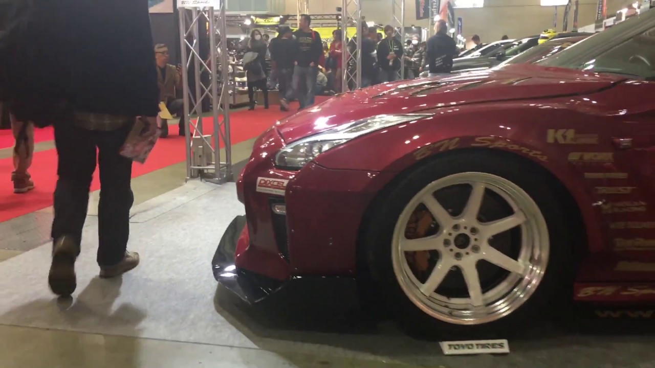 TOKYO AUTO SALON 2017 NISSAN GTR R35 - YouTube