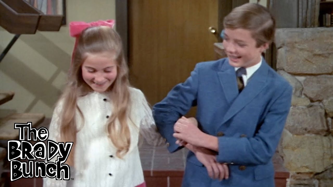 Marcia Brady and Her Braces Go to the School Dance with Alan! - YouTube