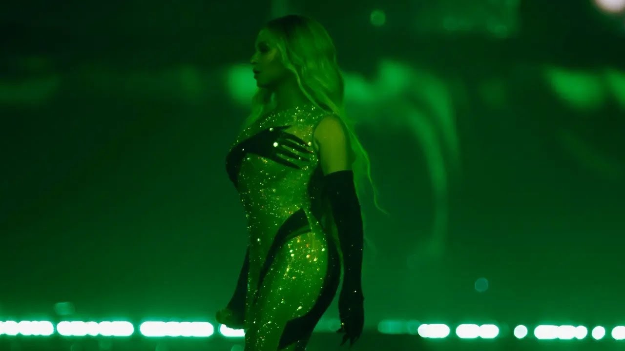 THIQUE/ ALL UP IN YOUR MIND (LIVE) - BEYONCÉ - YouTube