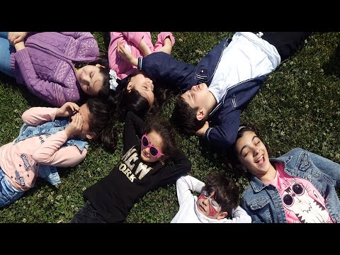 Uşaq şair və yazıçıları Gülzar İbrahimova