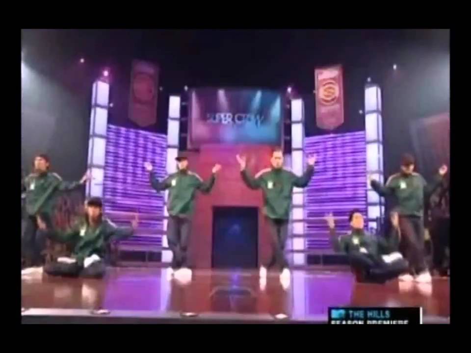 ABDC - Super Crew, Week 9 Part 1 (World Dance) - YouTube