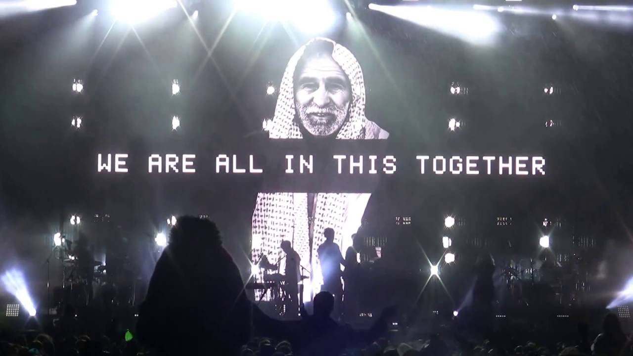 Massive Attack perform Unfinished Sympathy (part) live at Bristol downs ...