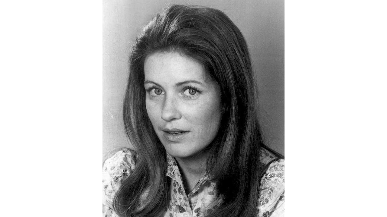 Patty Duke Biography - YouTube