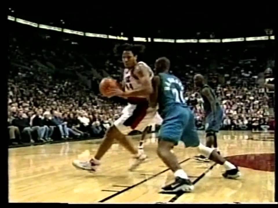 Brian Grant dunk over Kevin Garnett [1999] - YouTube