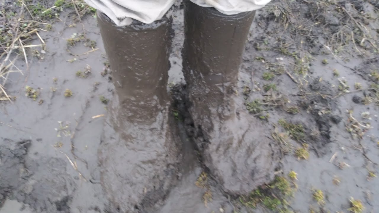 Muck Boots in farm mud - YouTube