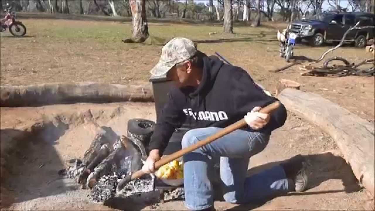 How to Cook a Camp Oven Stew | The Hook and The Cook - YouTube