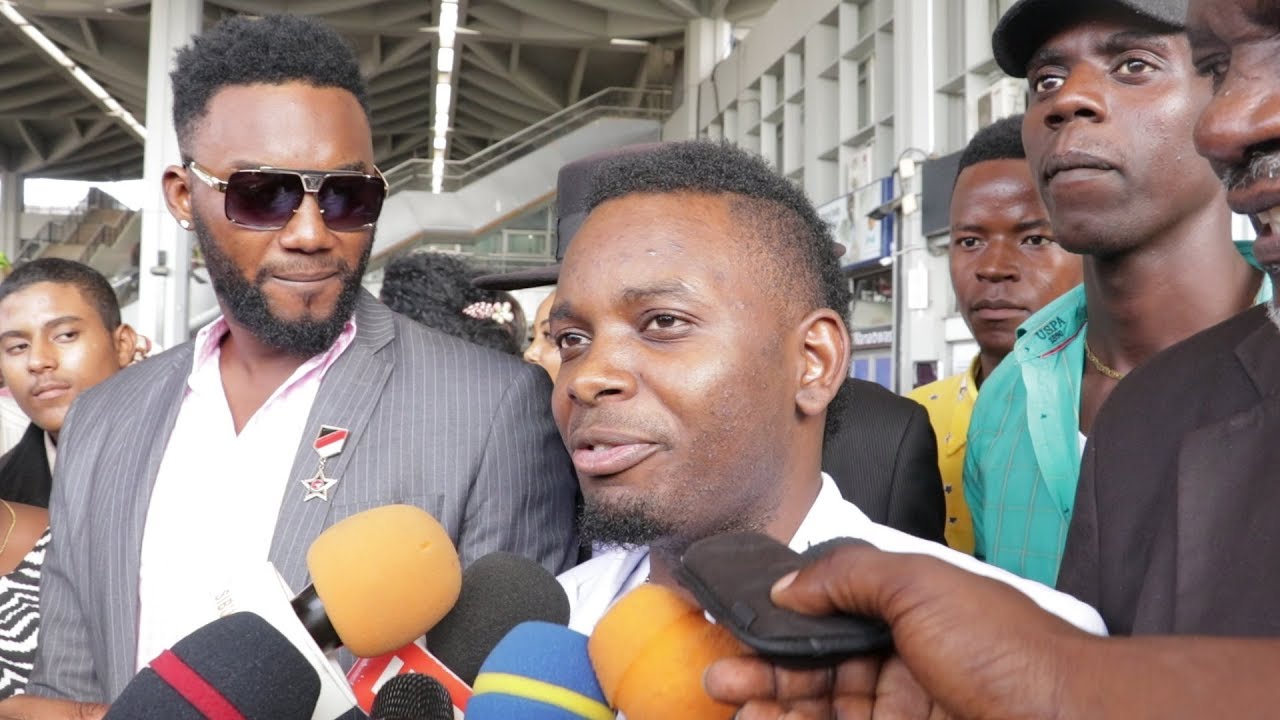 DUMA amleta JOHN KAY kufanya Mapinduzi ya BONGO MOVIES - YouTube