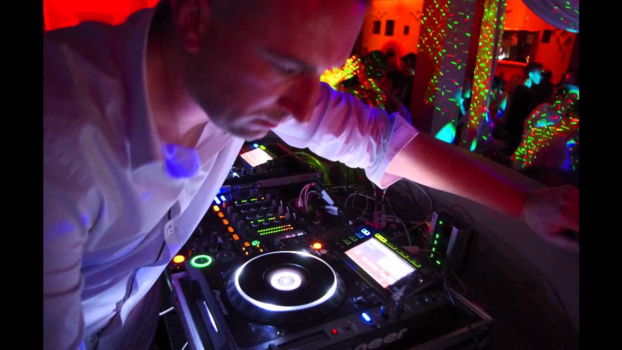 L' Alhambra Café Club - YouTube