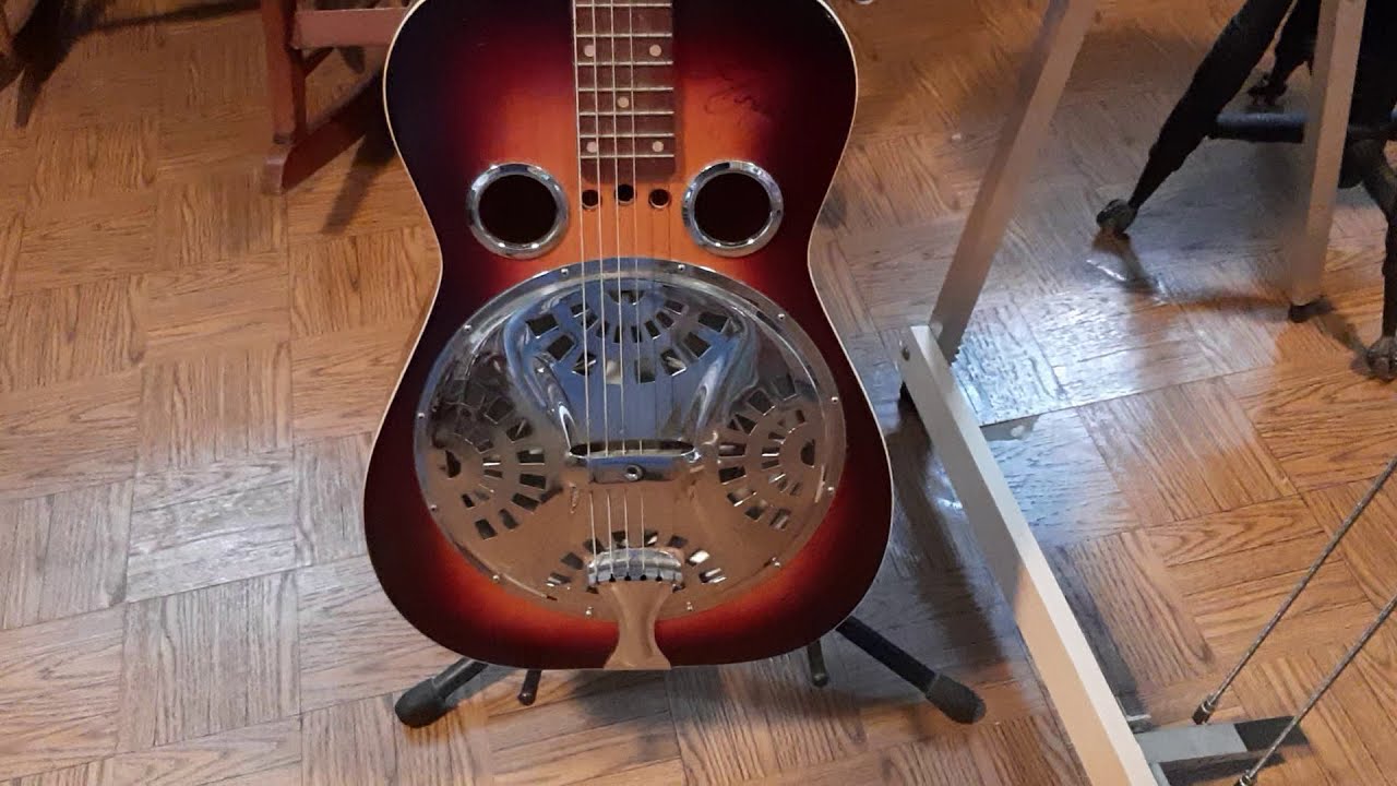 Tom Engleman describing a HD Capo and a couple of Steel Guitars - YouTube