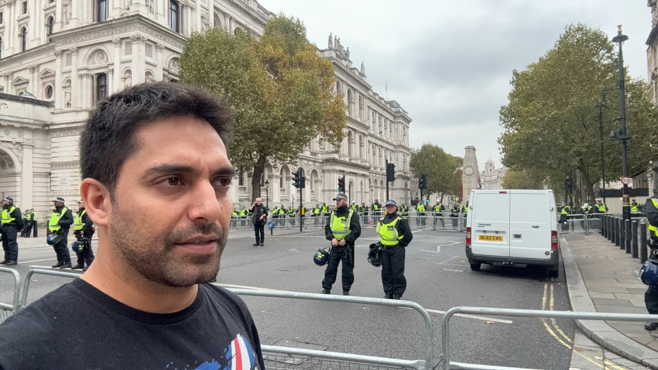 🚨 LIVE: British Far-Left FACE OFF With Patriots - YouTube