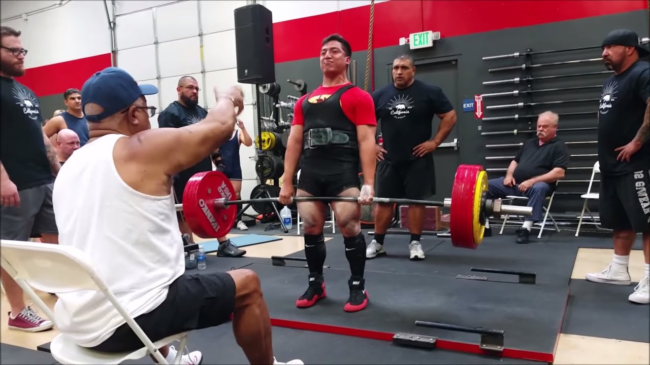 My First Powerlifting meet. - YouTube