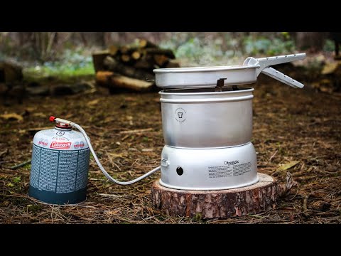 TRANGIA 25 & 27 COMPARISON - Is the 27 big enough for 2? Will the aluminium frying pan clean easily?