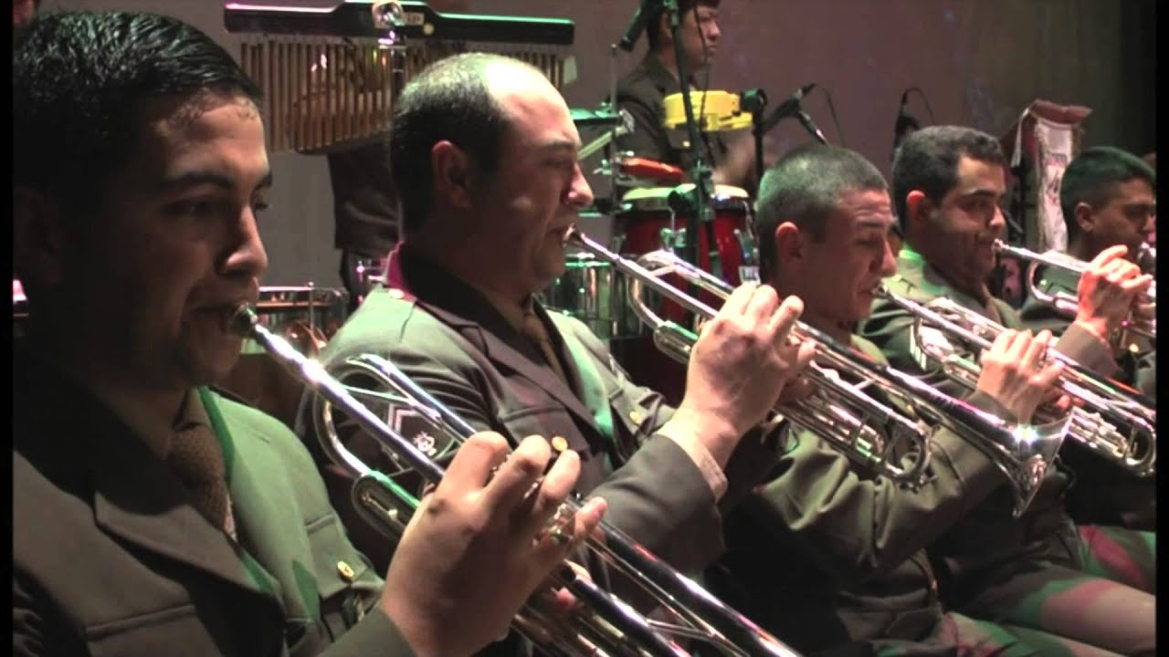 Banda de Música da 5ª Bda C Bld - Dancing Classics - YouTube