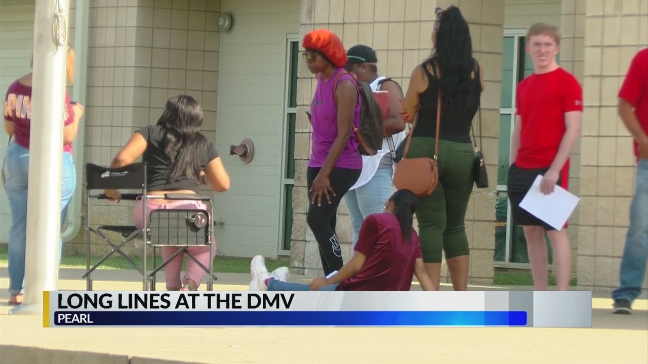 Long lines at DMV - YouTube