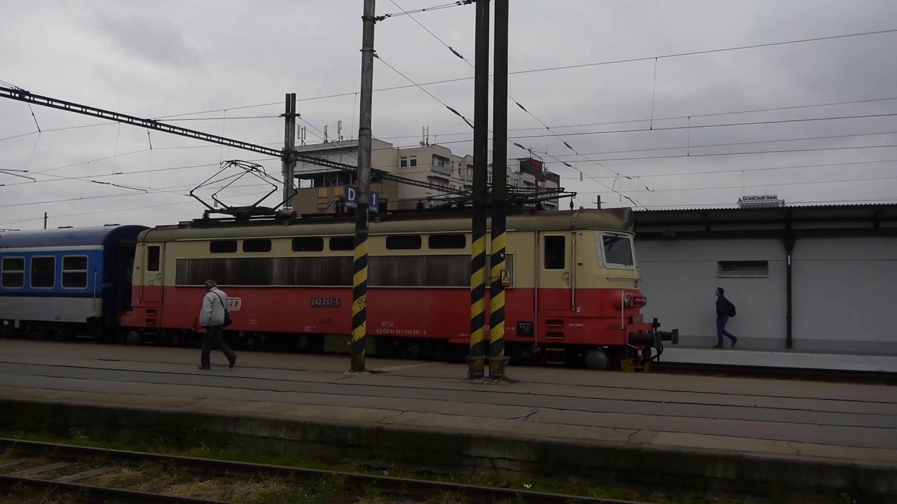 D-Zug in Brünn /Tschechien - express train at Brno / CZ - YouTube