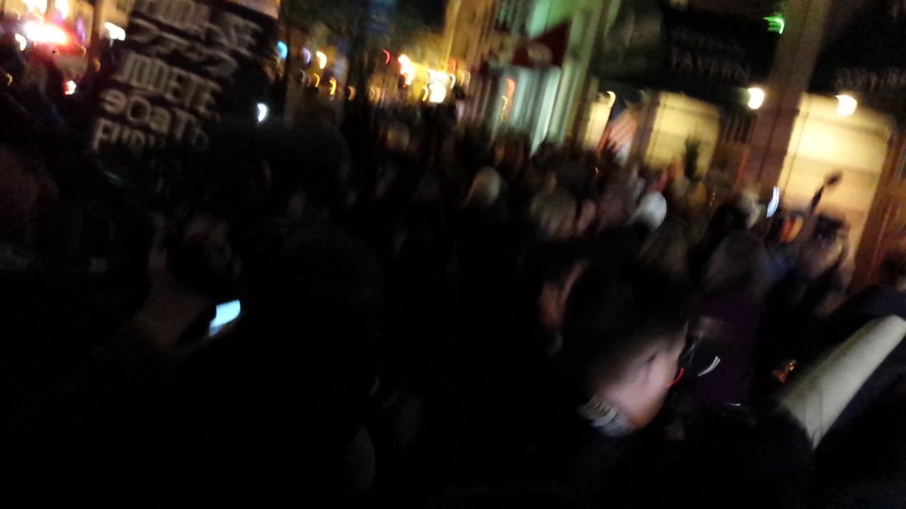 Guy gets beat by mob outside Press Club in DC! - YouTube