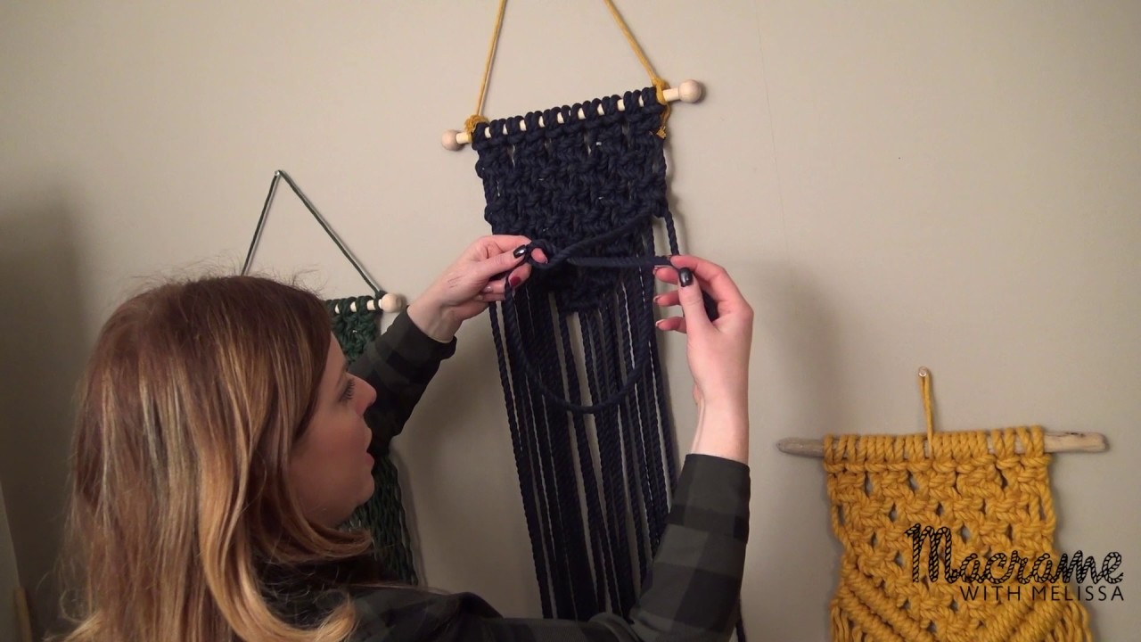 DIY Macrame Tutorial: Diagonal Clove Hitch Knot with the Crafty Ginger ...