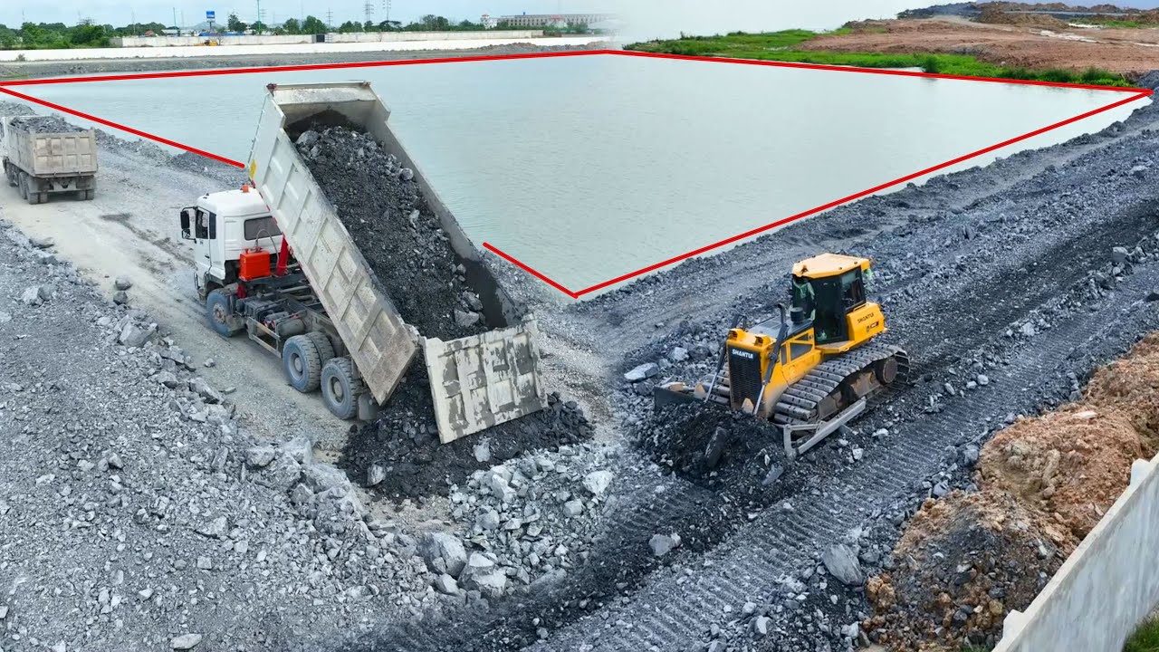 Good Action Bulldozer Santui Refill Pushing Stone And Truck SCANIA ...