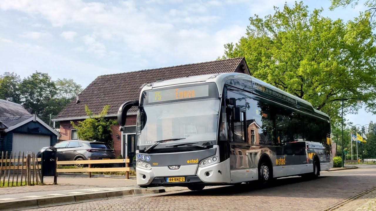 Qbuzz Stadsbus 7002 als Lijn 75 naar Station Emmen - YouTube