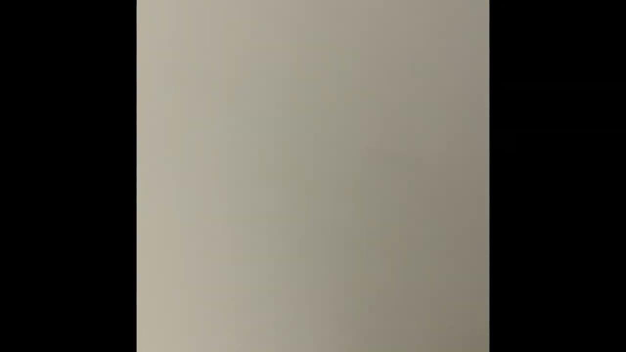 Vulcan, OmniPro, 220 running on a Generac GP 8000 E generator - YouTube