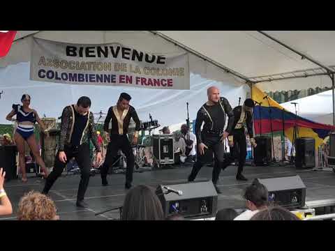 Salsa caleña Calisabor independencia de Colombia en Paris