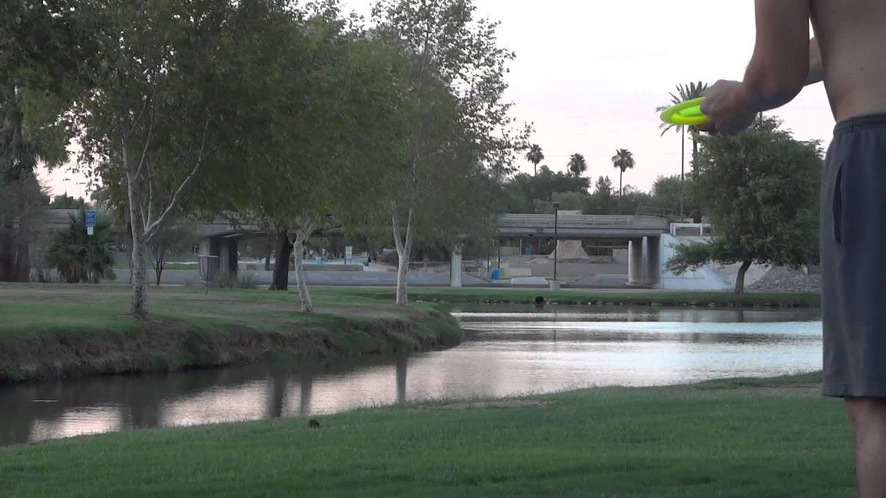 Disc Golf - Hole 10 Vista Del Camino Park, Phoenix AZ - YouTube